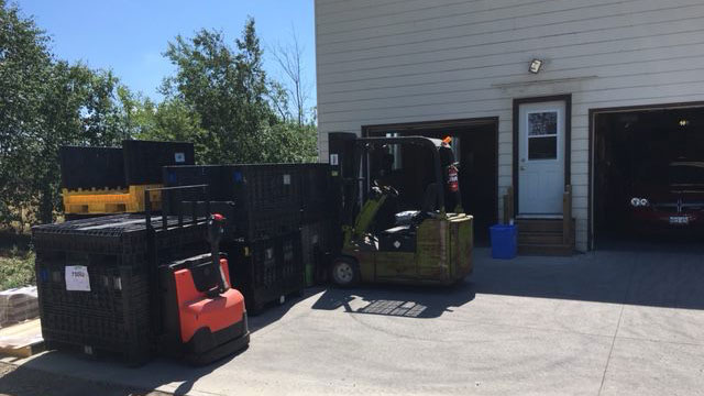 Zippy & Lippy Distributing - Your Local Distribution Company