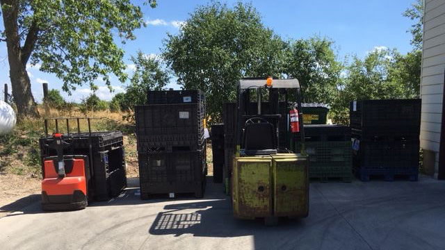 Zippy & Lippy Distributing - Your Local Distribution Company